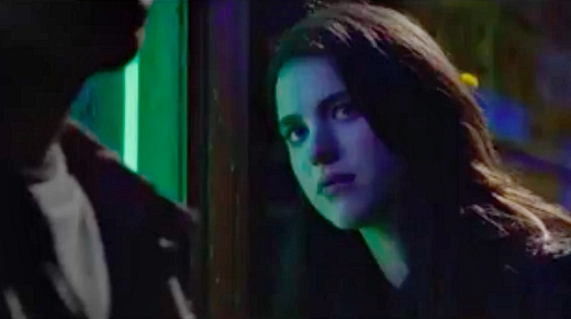 TEASER: Netflix's American Adaption of Horror Manga DEATH NOTE With Nat ...