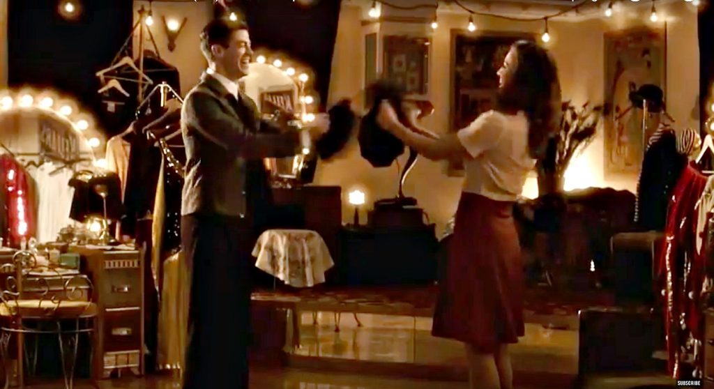 TRAILER: THE FLASH (Grant Gustin) Musical Duet With SUPERGIRL (Melissa ...