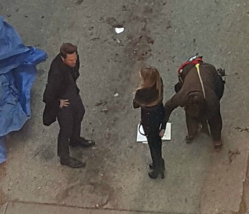 SHOOT: Tom Cavanagh Directs THE FLASH, Mirror Master & Rosa Dillon in ...