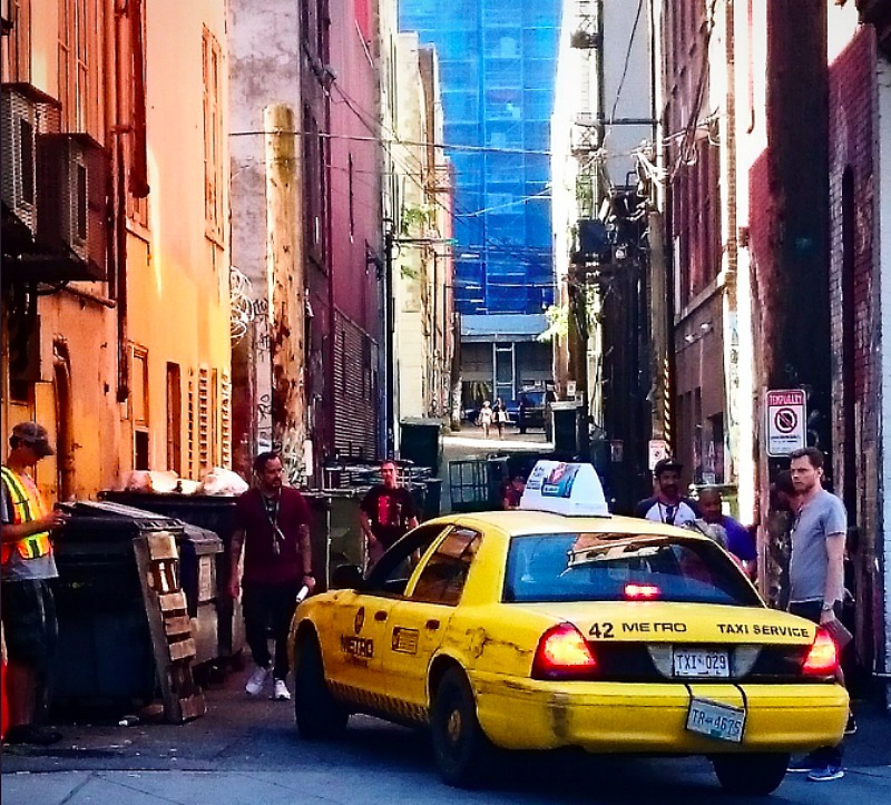 DAY 2: DEADPOOL 2 With Ryan Reynolds on a Downtown Vancouver Rooftop ...