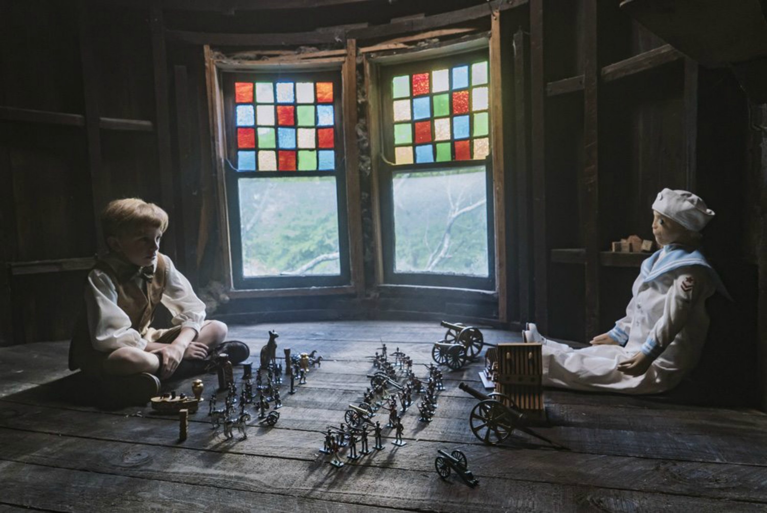 BIG MOVIE: Guillermo Del Toro-Produced ANTLERS With Keri Russell Starts ...