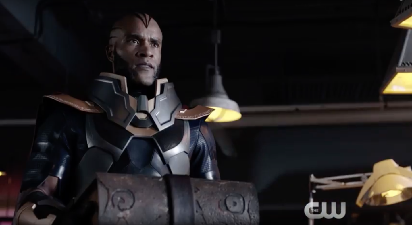 DC CROSSOVER: Arkham Doctor Rewrites Reality In THE FLASH, ARROW ...