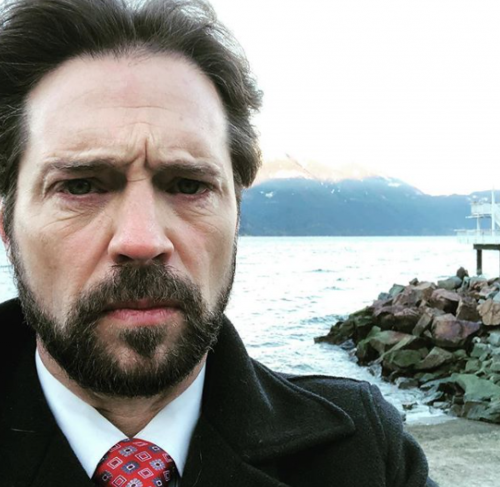CASTEEL SERIES: Jason Priestley is Big Bad Tony Tatterton in the VC ...