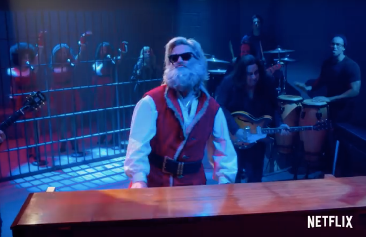 NETFLIX MOVIE: CHRISTMAS CHRONICLES 2 With Kurt Russell Starts Filming ...