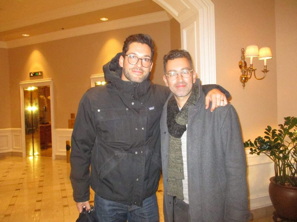 CROSSOVER: LUCIFER (Tom Ellis) Crosses Over To Arrowverse in CRISIS ON ...