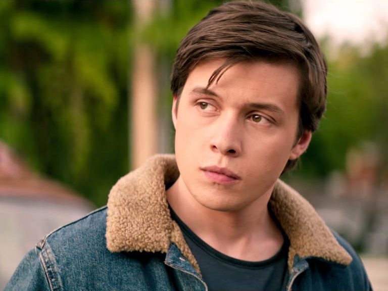 REOPENING: Nick Robinson Joins Margaret Qualley in Netflix's MAID ...