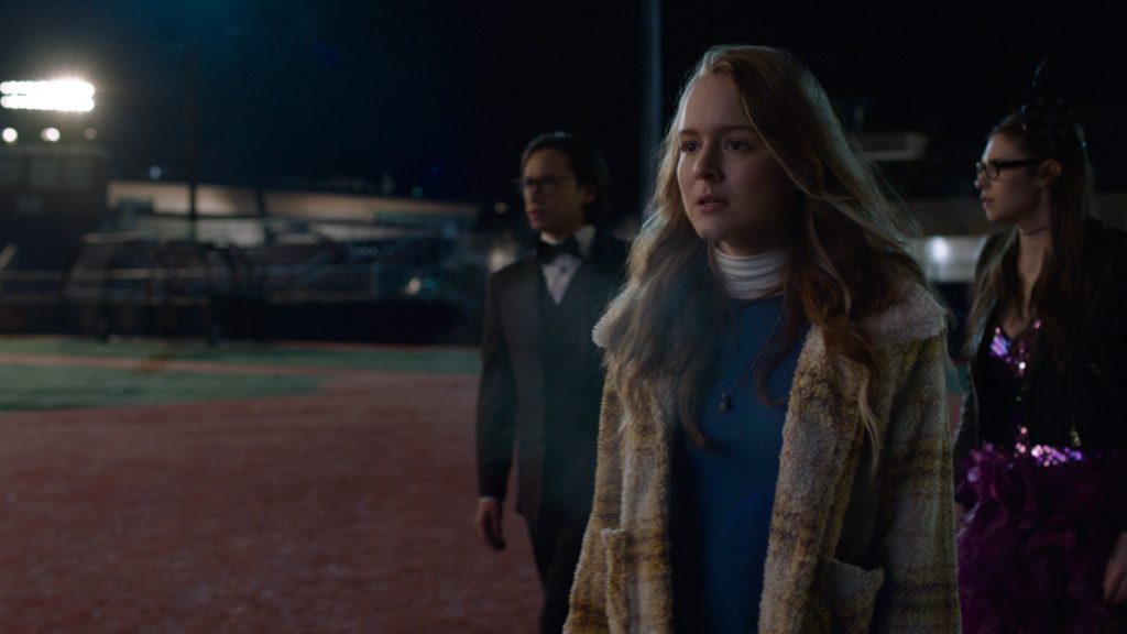 NEXT: SUPERGIRL Flashback To Midvale In Prom Night With Young Kara ...