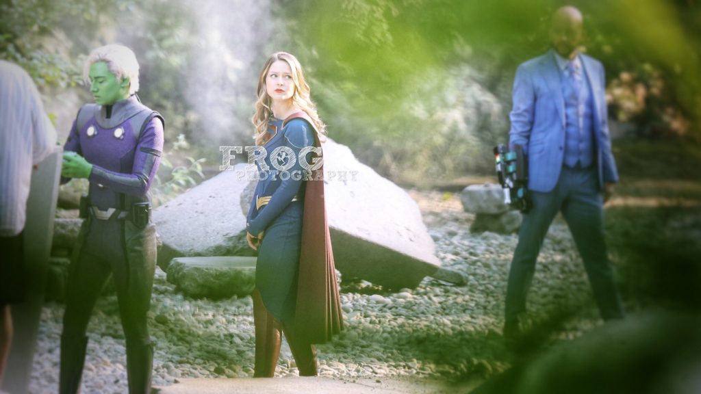 Don't Mess With Moms. Alex & Kelly Suit up on SUPERGIRL Finale. Partly ...