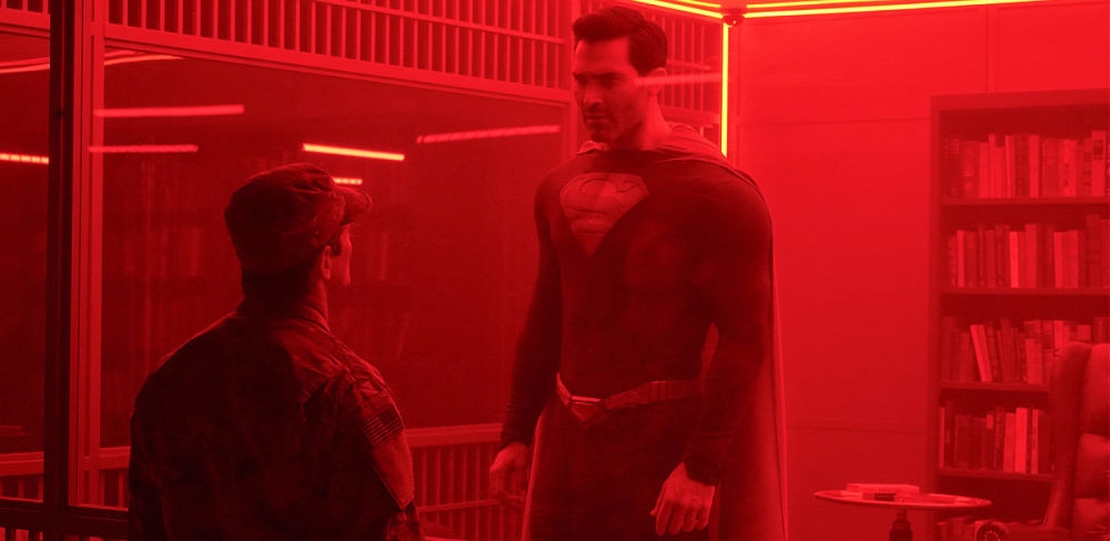 Superman Arrested For Treason on Next SUPERMAN & LOIS Directed by ...