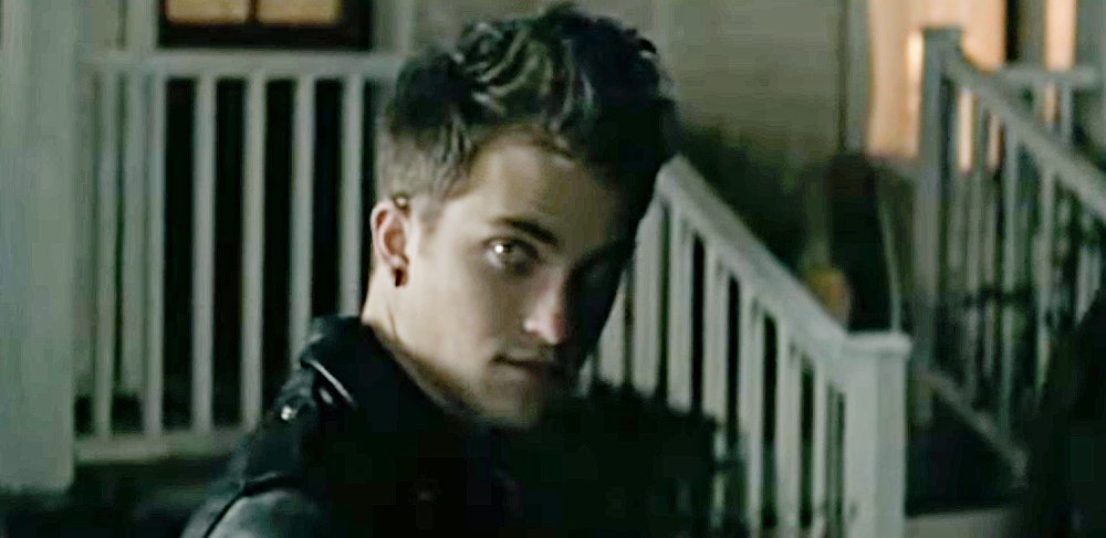 Jon x 2 on the Next SUPERMAN & LOIS Directed by David Ramsey