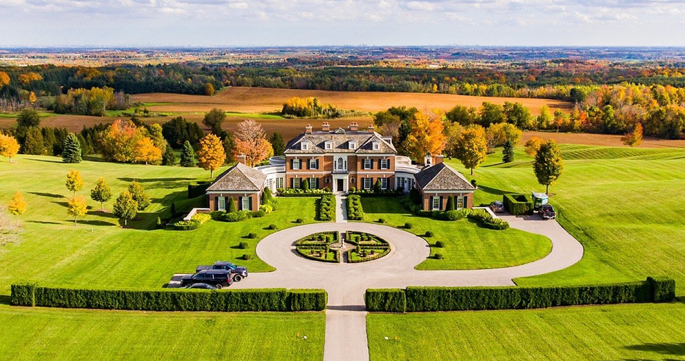 REACHER Season 3 Filming Location: Ontario Estate + Newfoundland Coast ...